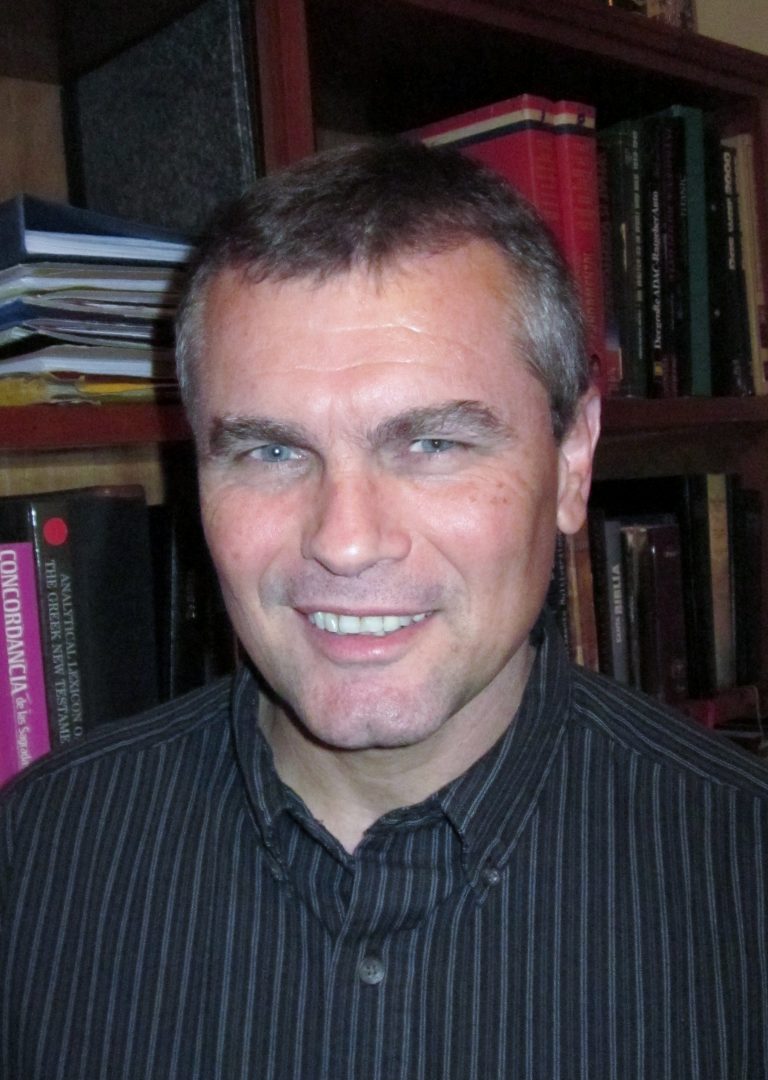 Eitzen, Martín H. – Comentario Bíblico Contemporáneo